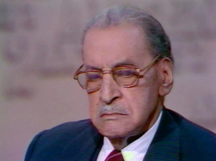 Ferhat Abbas, pour son livre "Autopsie d'une guerre" | INA