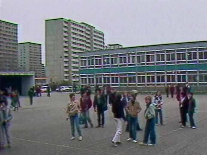 Le 93, parent pauvre de l'Éducation nationale | INA