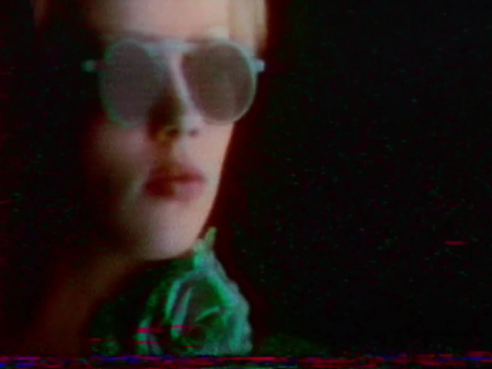 Dim : soutien-gorges | INA