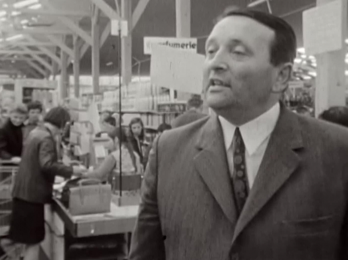 Edouard Leclerc à propos des petits commercçants | INA