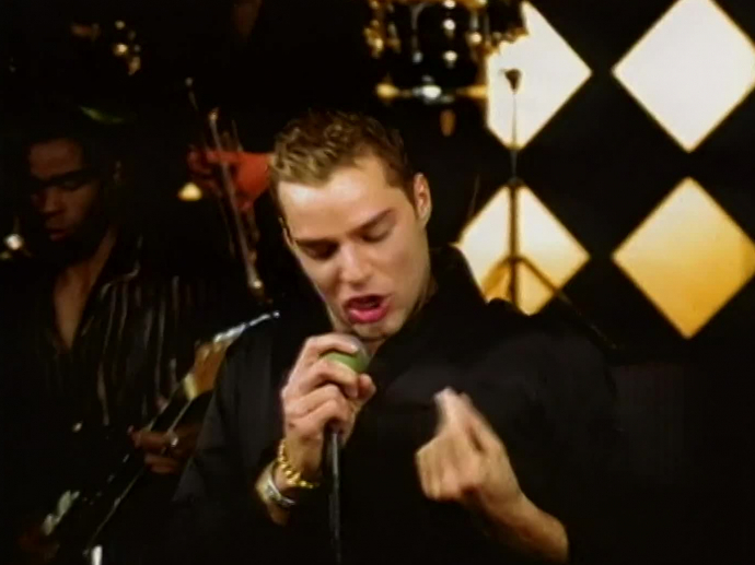 Ricky Martin : Livin la vida loca : version 40 secondes | INA