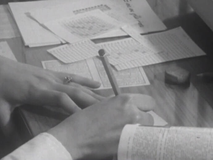 La folie des mots croisés en archives | INA