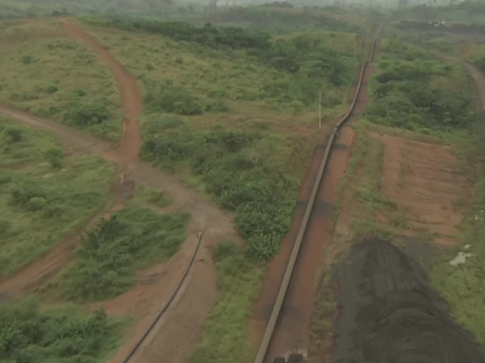 Gabon : rails de la mine de Moanda | INA