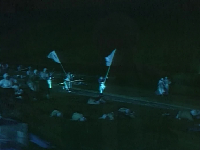 Les bénévoles du Puy du Fou | INA