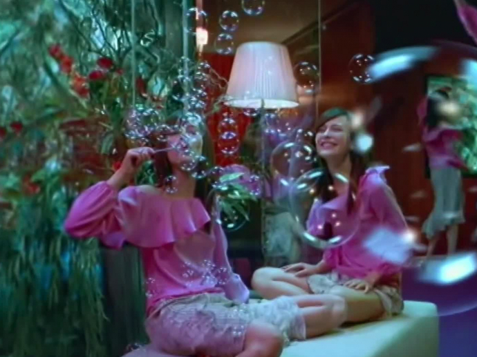 Coca cola light : Mille émotions | INA