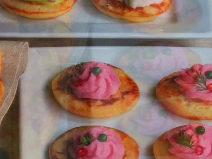 Labeyrie : Tarama & blini | INA