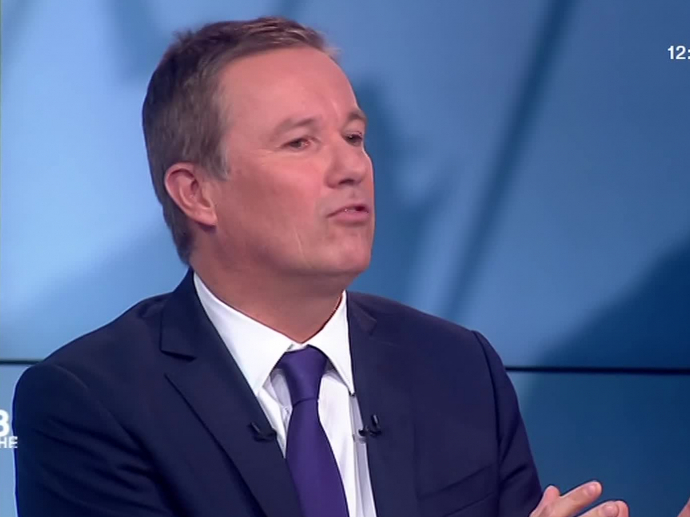 Nicolas Dupont-Aignan sur le piège du Front National | INA