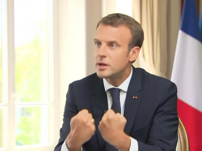 MACRON ET POUTINE | INA