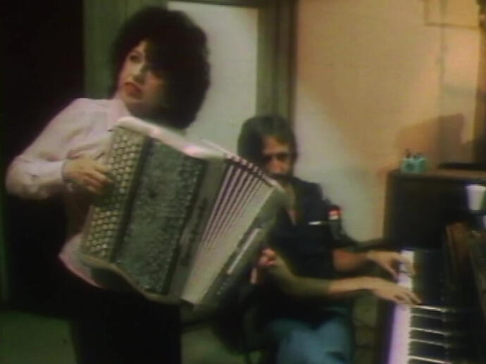 Yvette Horner en studio avec Charlie Mc Coy | INA