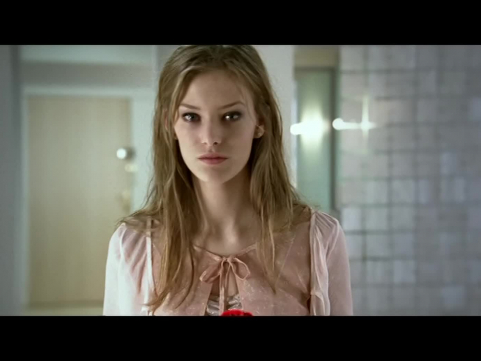 Orange : Roméo et Juliette version 28 secondes | INA