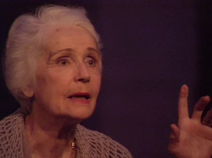 Sarah Bernhard | INA