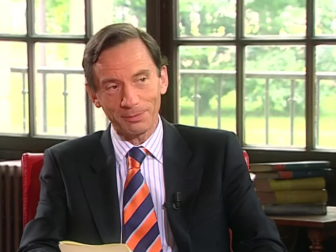 Adrien Goetz : Intrigue à l'anglaise | INA