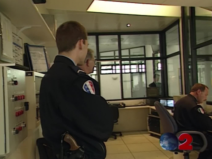 Rapport suicide policiers | INA