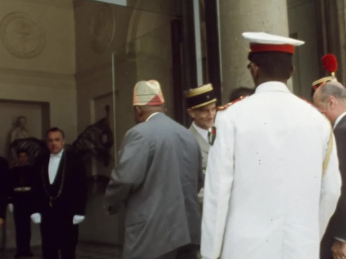 MM. Bongo et Tsiranana chez Mr Pompidou | INA