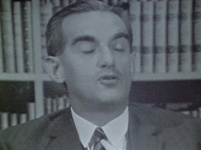 Interview Peyrefitte | INA