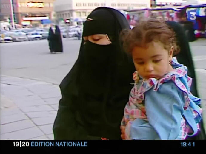 Valeur et symbolique du voile islamique dans le monde | INA