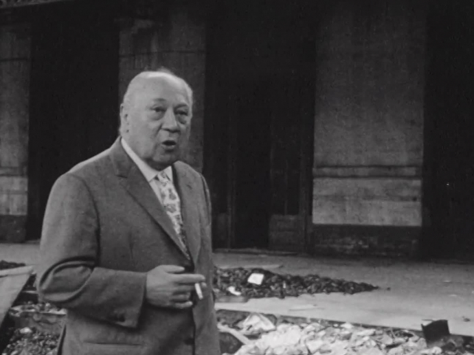 Les romans policiers qu'Albert Simonin emmènerait sur une île déserte | INA