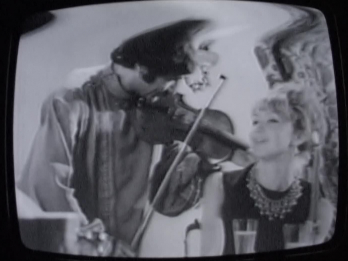 LE ROQUEFORT : fromage - violoniste tzigane | INA