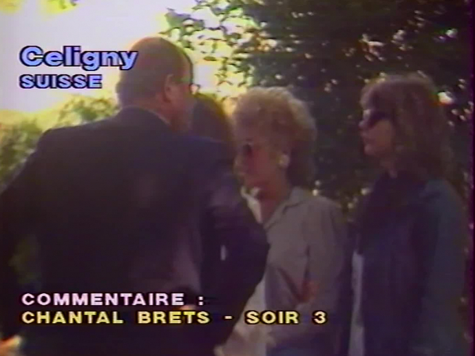 Liz Taylor sur la tombe de Richard Burton | INA