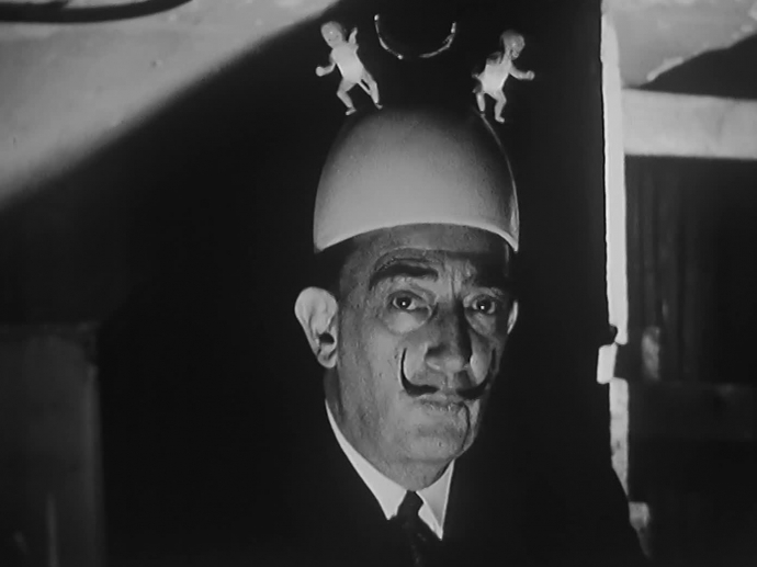 Salvador Dali "Velasquez c'est la substance..." | INA