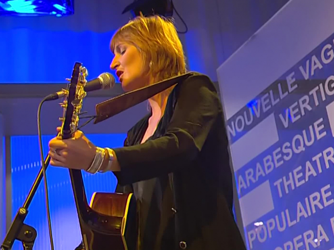 Beverly Jo Scott "Comme un petit coquelicot" | INA