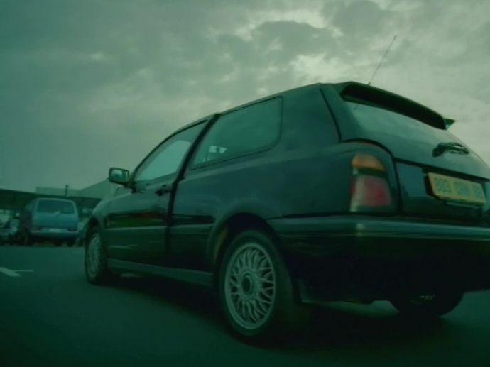 MAAF assurances : Pointillés | INA