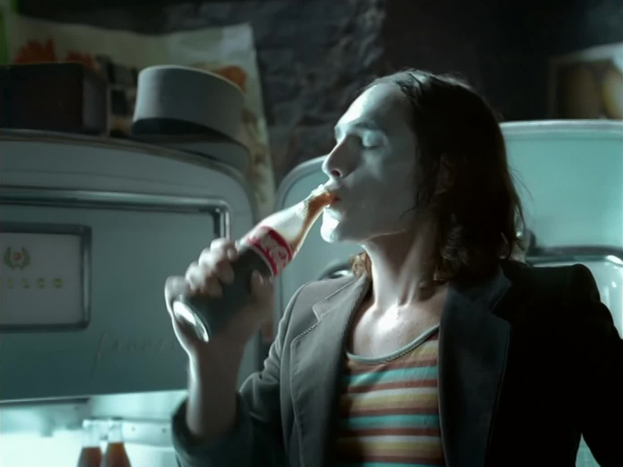 Coca cola : Kiss version 36 secondes | INA