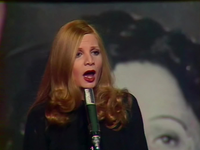 Seda Aznavour "De l'autre côté de la rue" | INA