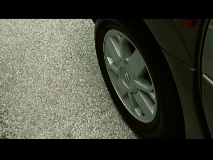 Renault Scenic : Arbre magique | INA