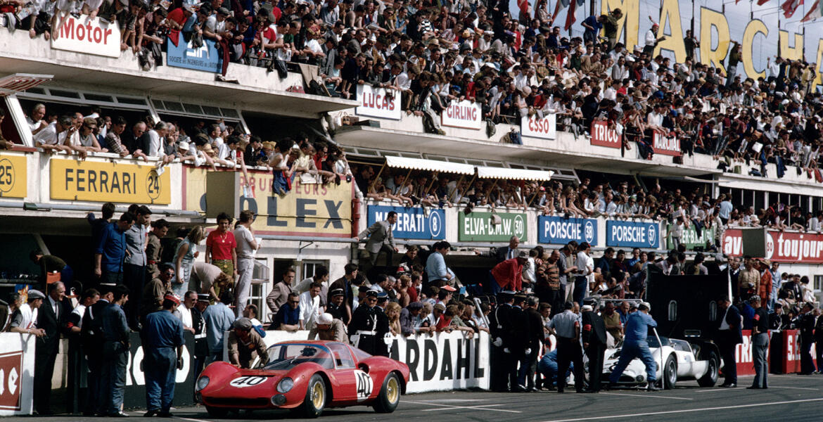 Les 24h du Mans pied au plancher à travers les années | INA